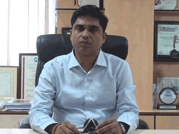 Gujarat IAS transfer: Mukesh Puri was made ACS of Home Department ...