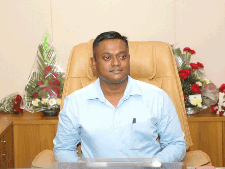 Gujarat IAS transfer: Mukesh Puri was made ACS of Home Department ...