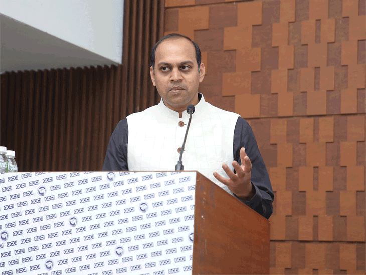 Gujarat IAS transfer: Mukesh Puri was made ACS of Home Department ...