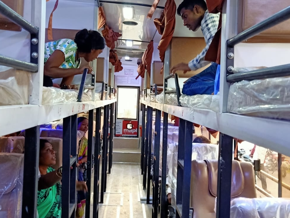 ગોંડલ નાસિક (મહારાષ્ટ્ર) સ્લીપર એસટી બસ સેવાનો પ્રારંભ, પહેલી સવારીમાં 45 મુસાફરો સવારી કરી ...