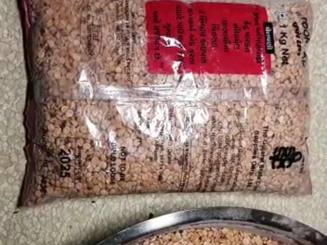 In Anganwadi of Asunder village of Navsari, questions were raised as ...