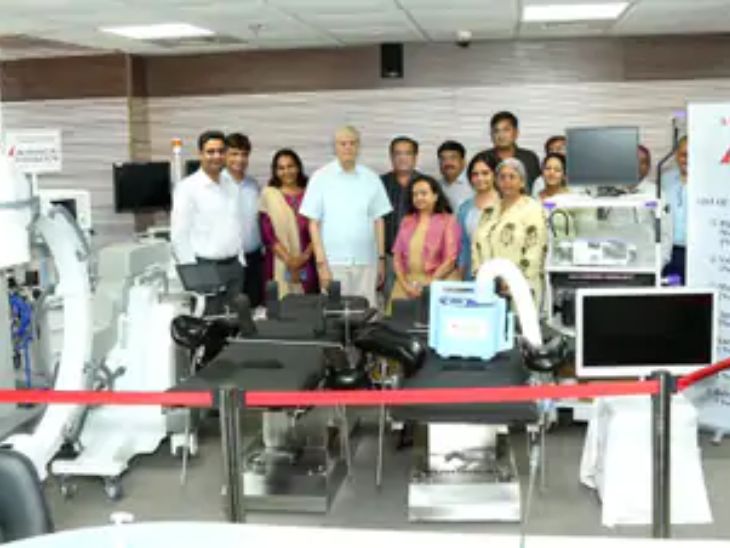 State-of-the-art machines were donated to Ahmedabad Civil Hospital by ...