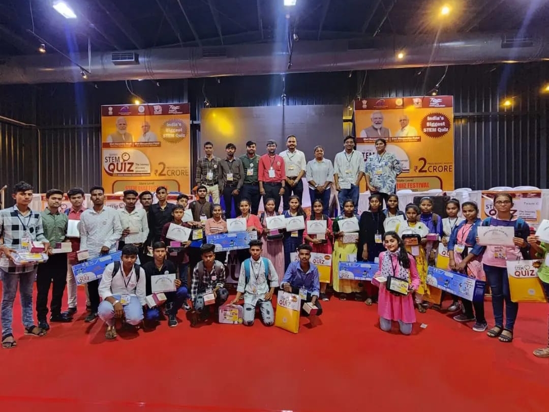 50 students of Panchmahal participated in state level stem quiz; In this competition, tablets ...