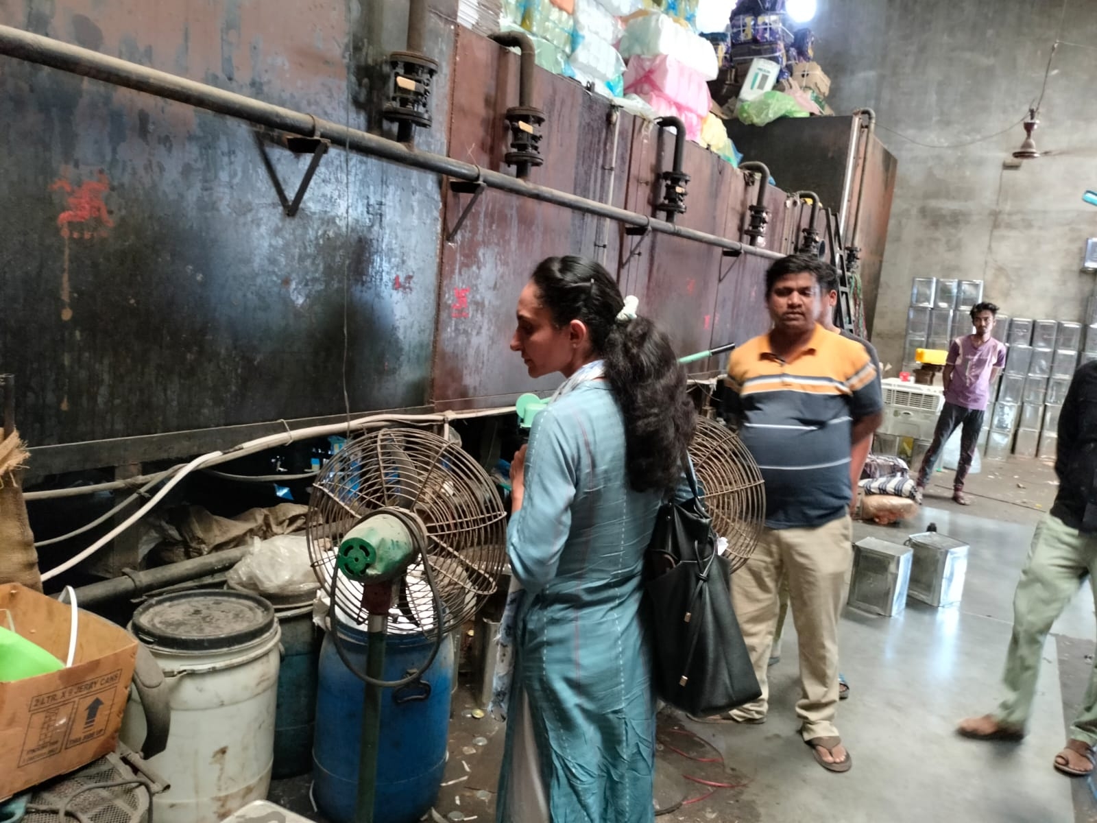 Food and Drug Department raids at two oil mills in Disa; Samples of ...