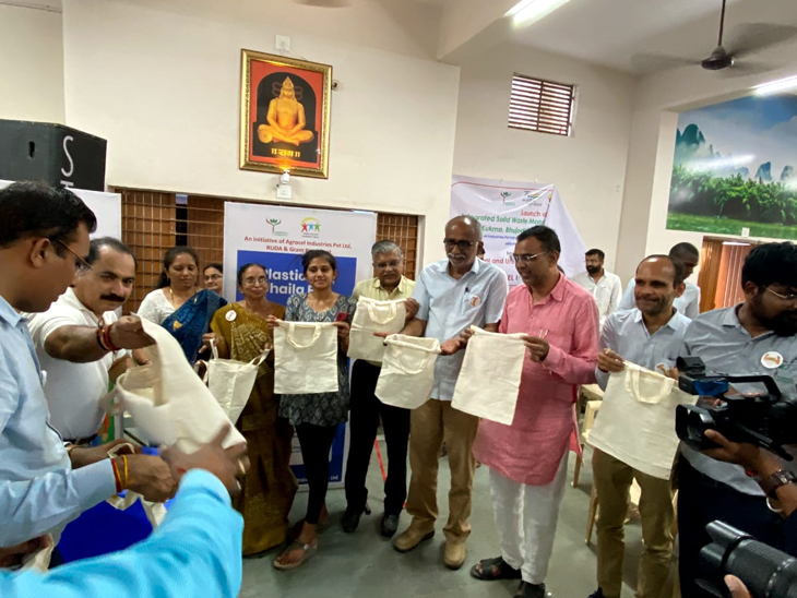 The 'Plastic Bag Thela Pao' campaign is a step towards environmental ...