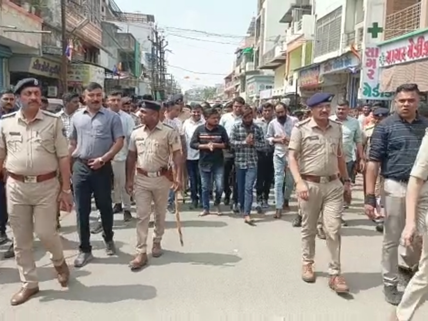 The accused who was released on bail in Navsari assault case made a ...