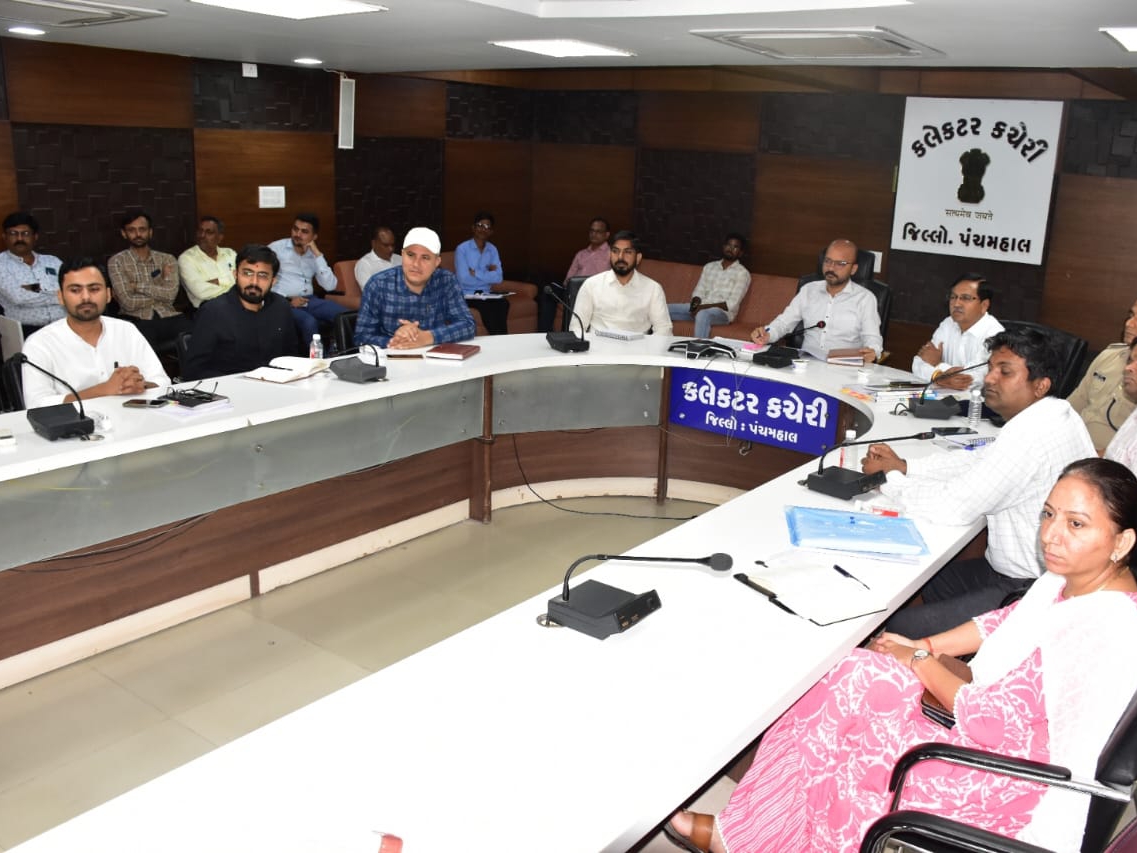 Smooth organization of three-day school entrance festival and girl ...