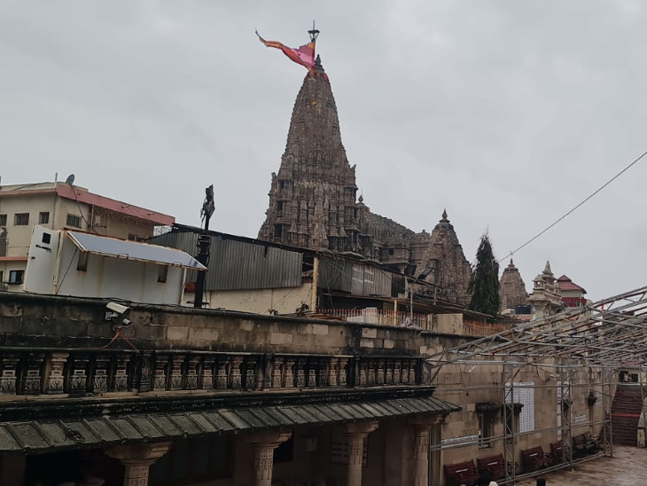 The doors of Yatradham Dwarkadhish temple opened for devotees ...