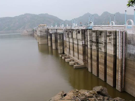 North Gujarat's Jivadori Sama Dharoi Dam has new neer, 12,222 cusecs of ...