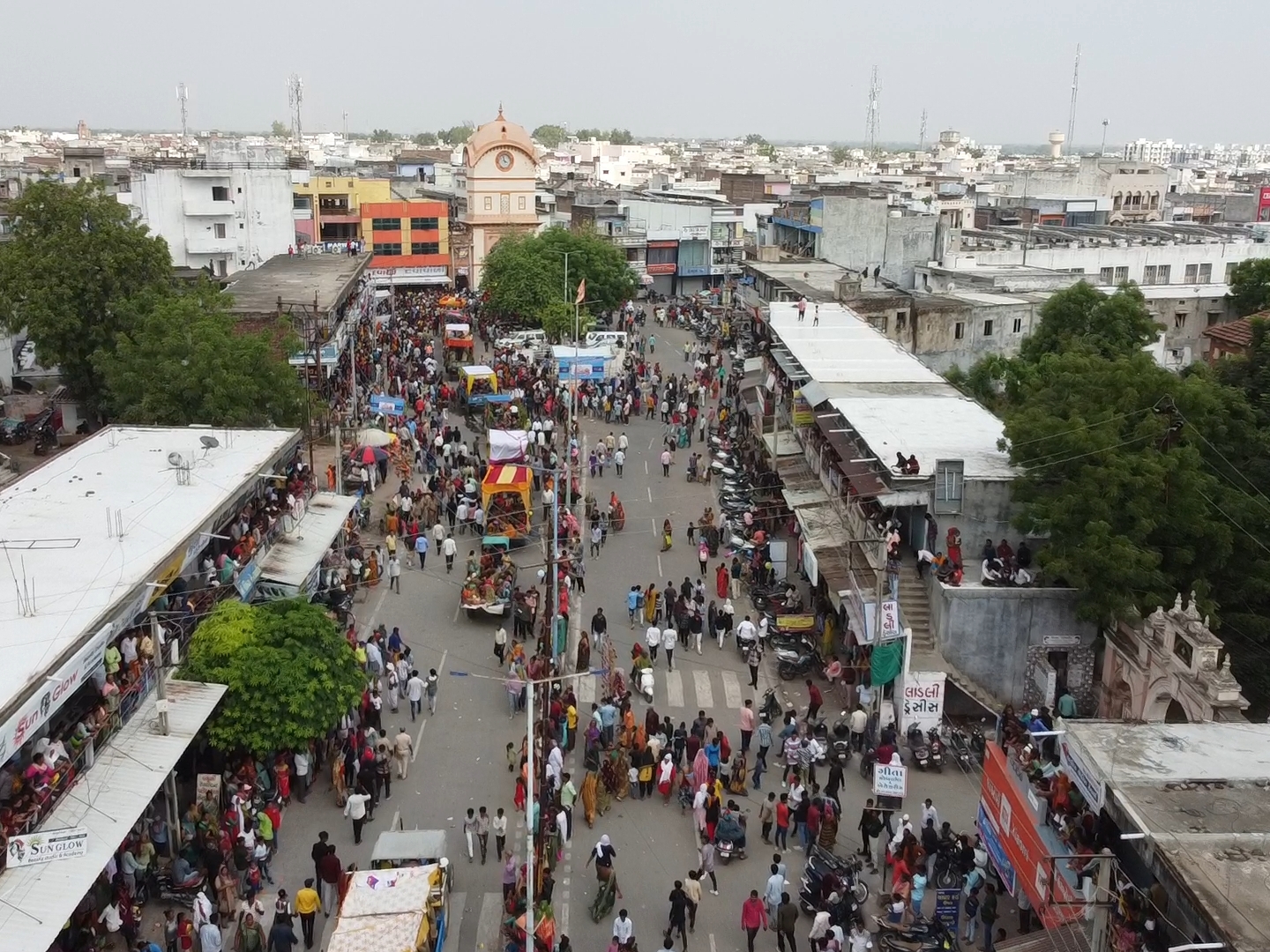 From GD Circle to Three Door Tower in Visnagar, human pilgrims flocked ...