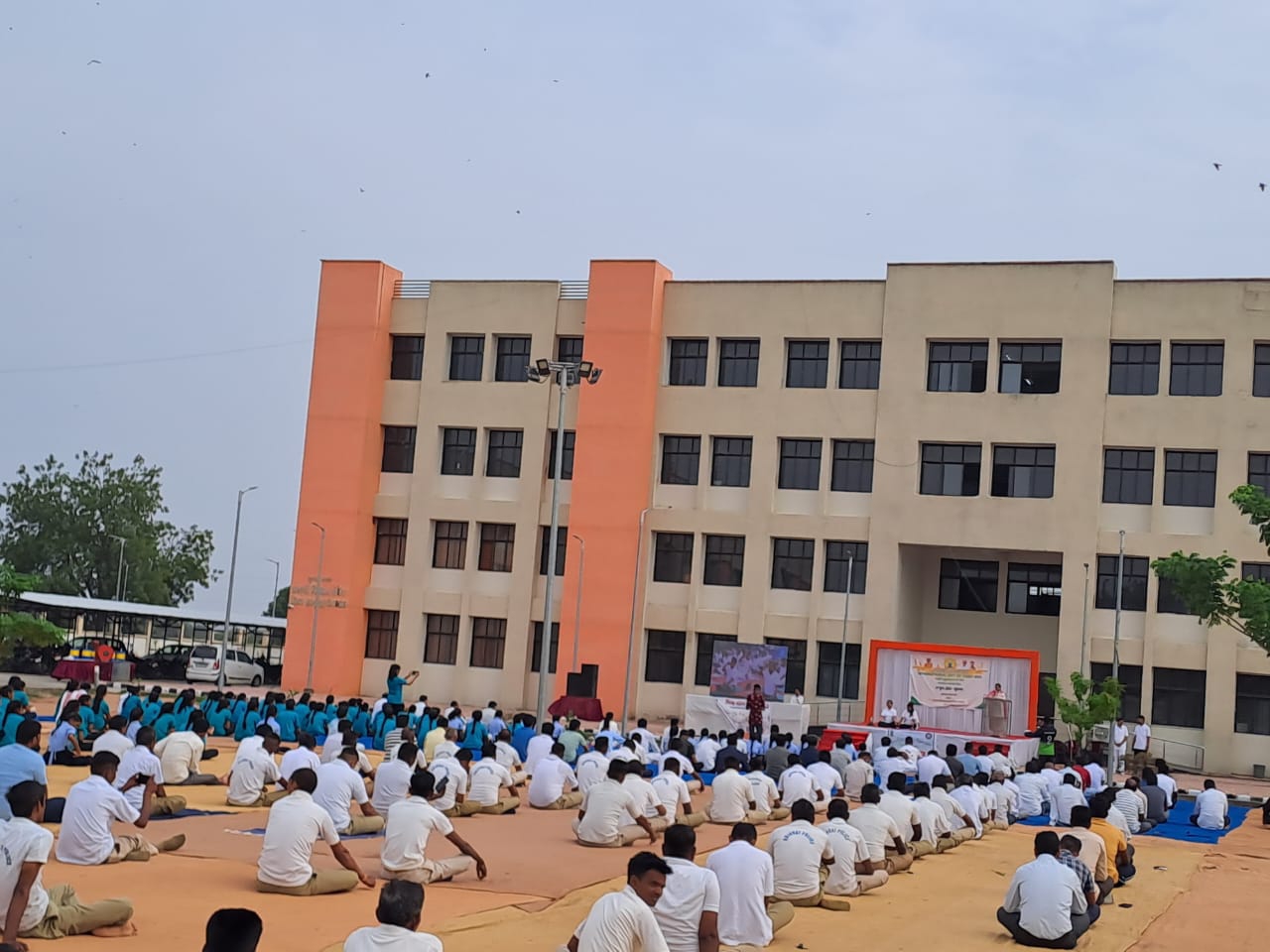 MPs, MLAs, Collectors, Police Chiefs were present; International Yoga ...