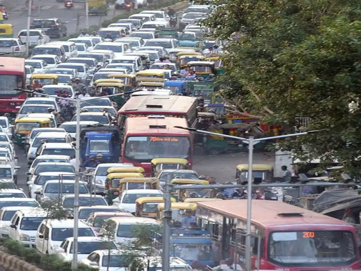 Living in posh areas like Naranpura, Nawarangpura, Pakwan Char Rasta ...