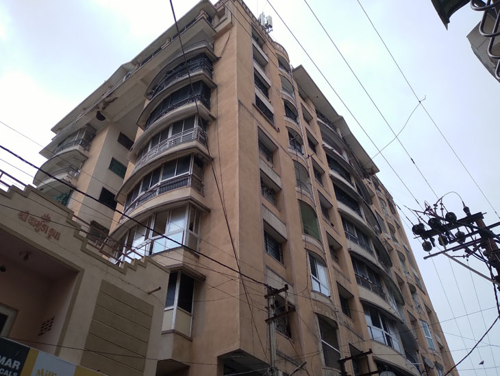 100 high-rise buildings in the city do not have NOC on fire safety ...