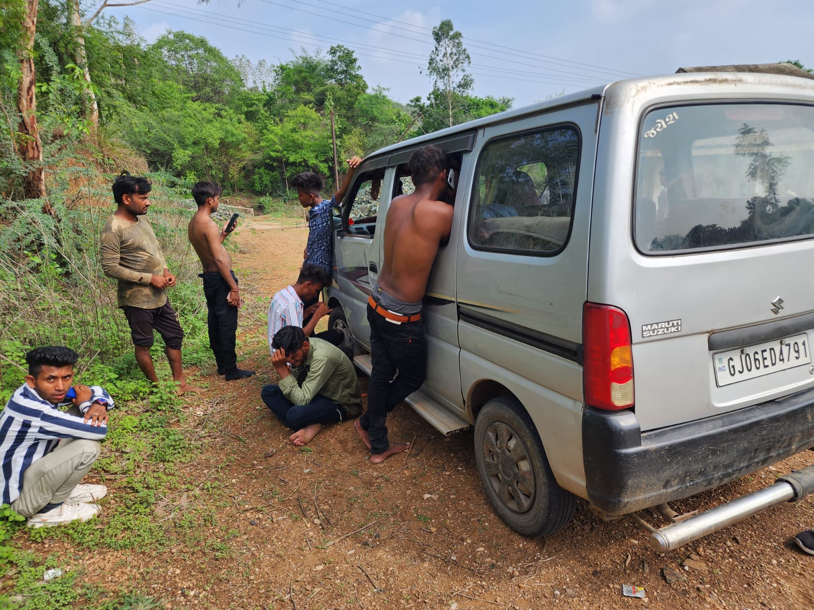 Youngsters from Panchmahal drowned while bathing in river near Ukhreli ...
