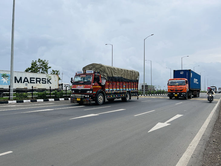 The CM will 'inaugurate' the 13 km long Outer Ring Road, which has been ...
