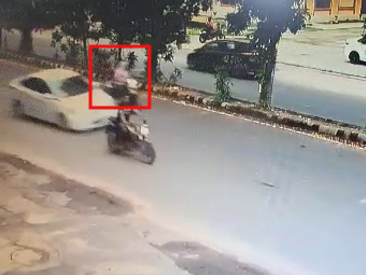 Car hit from behind at full speed in Vadodara, woman doctor fell 10-15 ...