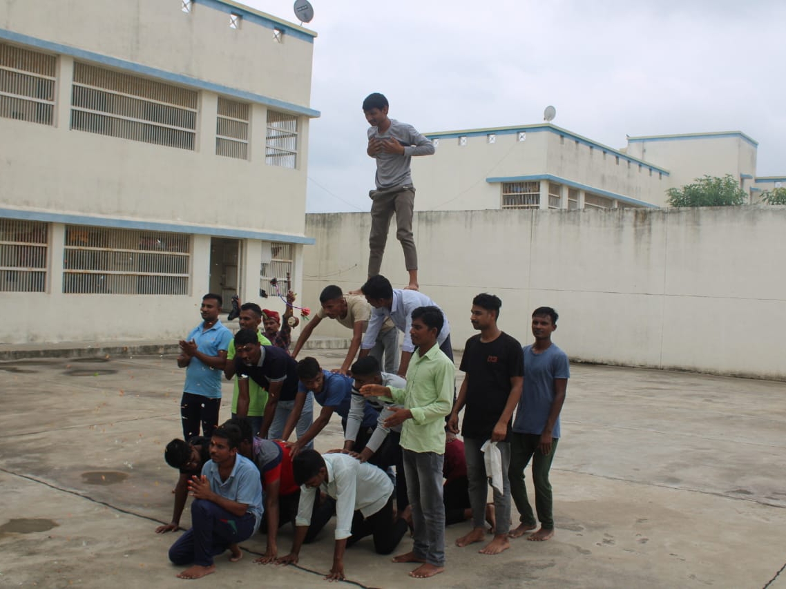 A program on the theme “One Life One Liver” was held at Rajpipla ...