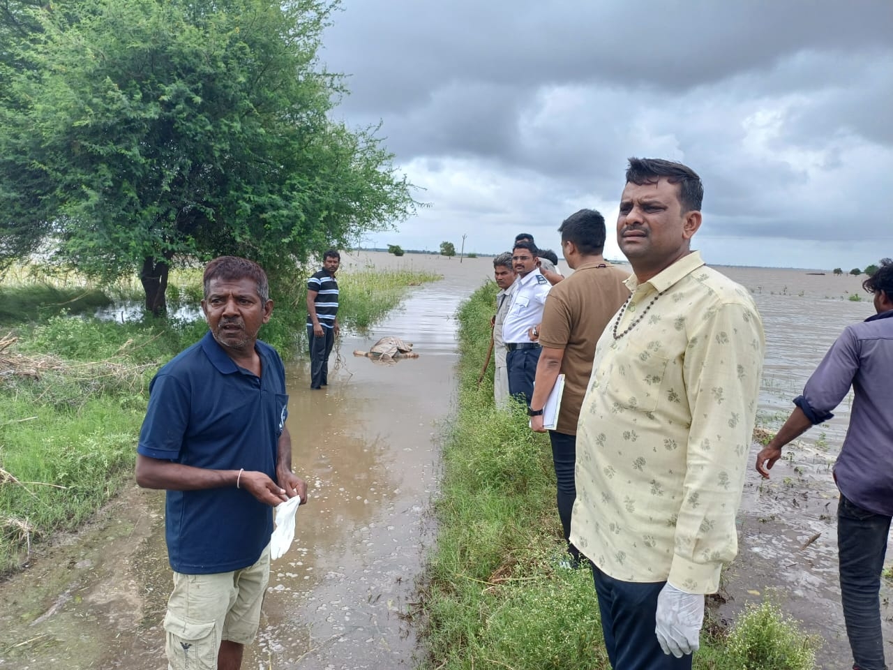 3 people drowned in rain water 5 days ago in Kotda Sangani Panthak ...