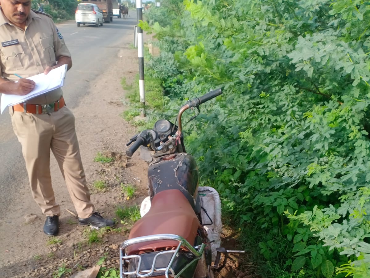 An accident occurred when the bike of two friends who were riding a ...