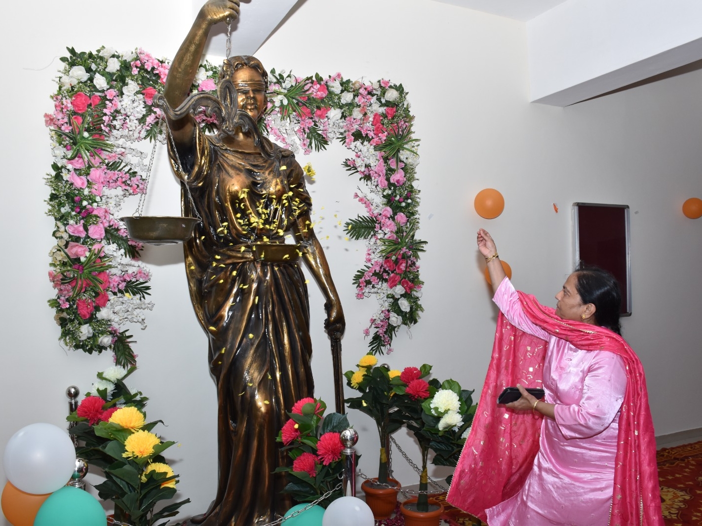 In Ranpur Rs. District Judge KR Prajapati inaugurated the newly ...
