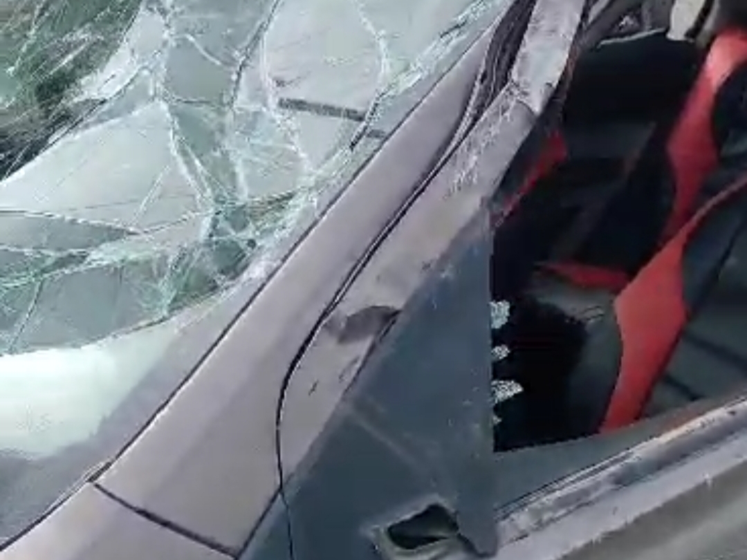 Car jumps divider on Shamlaji-Ratanpur National Highway and collides ...