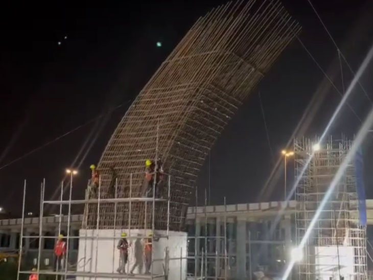 Under-construction bullet train pillar structure sags in Vadodara, rush ...