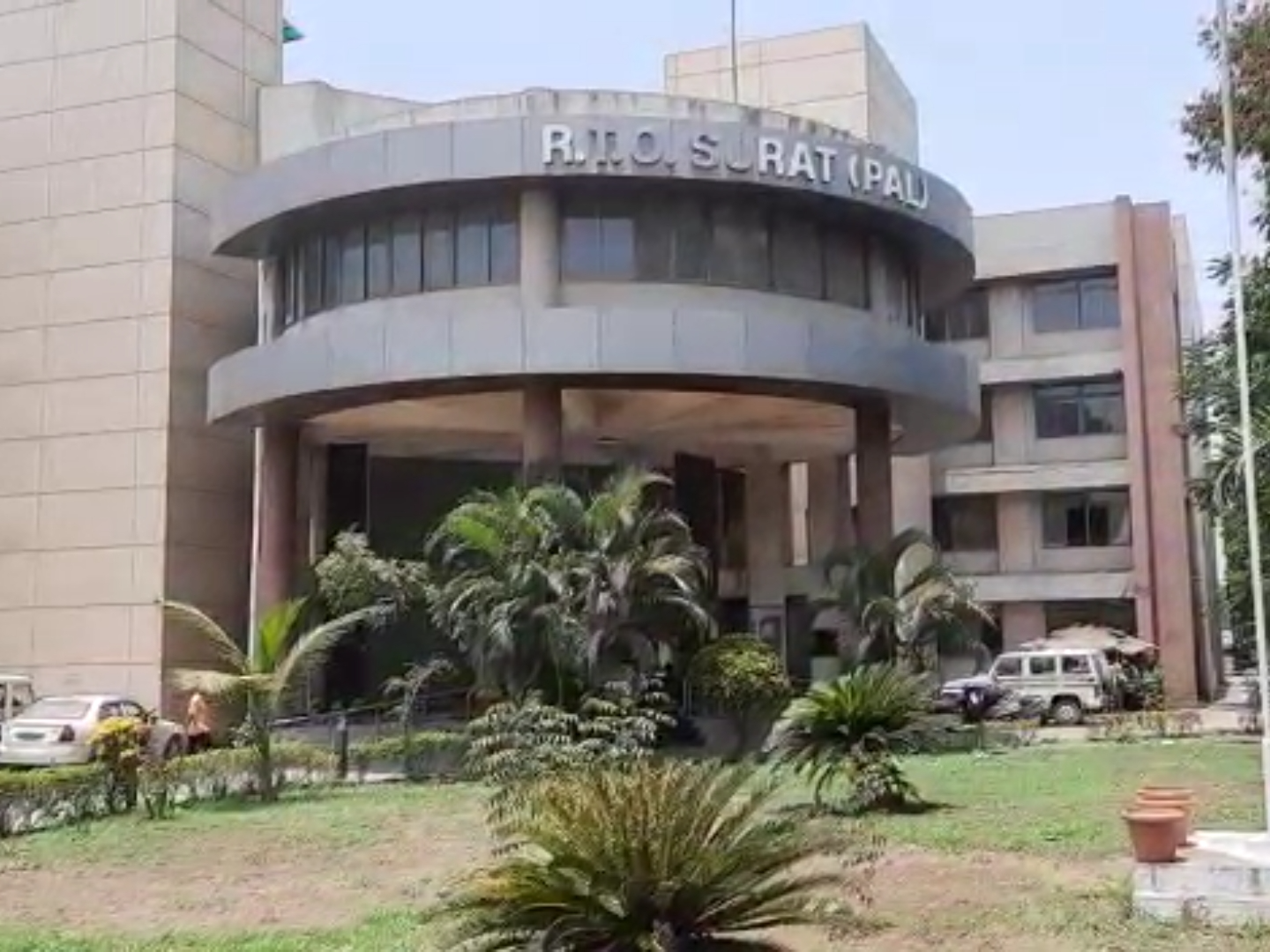 A special campaign was undertaken by Surat RTO | સુરત RTO દ્વારા ખાસ ...