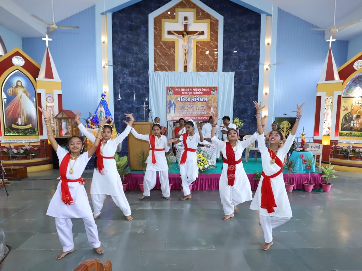 A large number of people attended the program held in Chavdapura, Dr ...