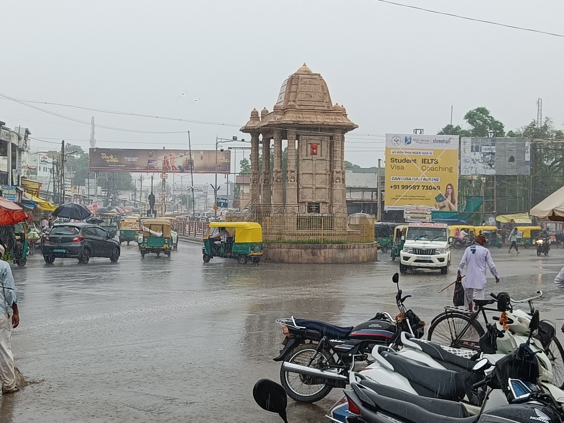 Incessant rains in Panthak including Patan city, heavy rains in uplands ...