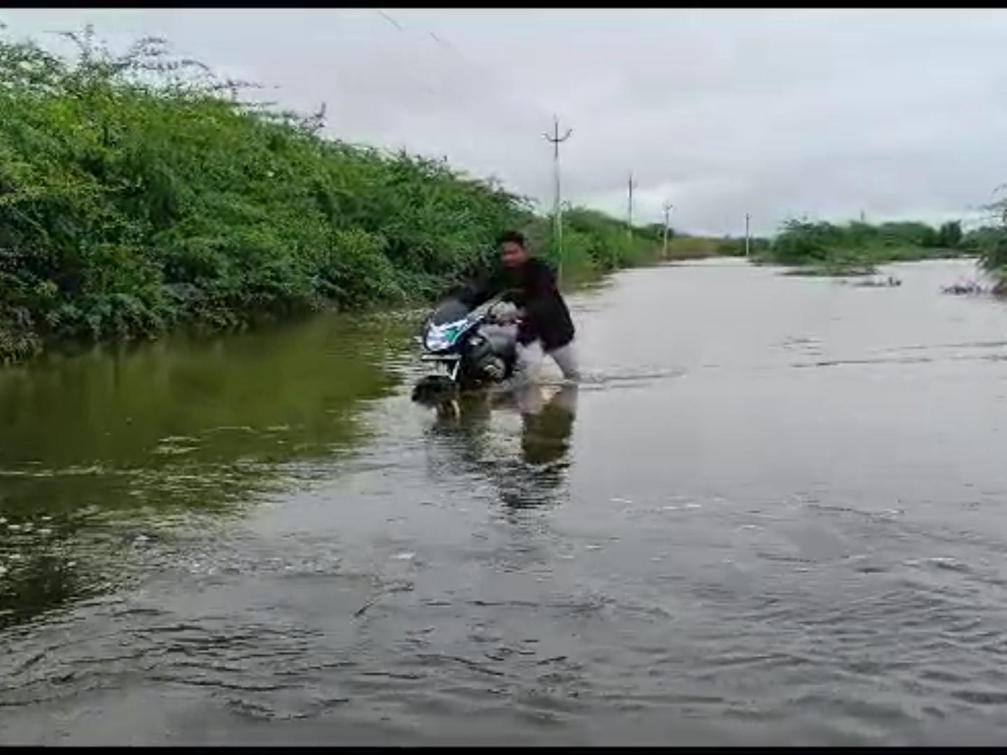 Incessant rains in Panthak including Patan city, heavy rains in uplands ...