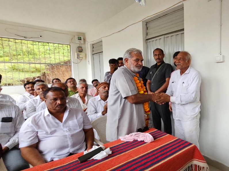 Inauguration of 7 school rooms, panchayat house and free plot ...
