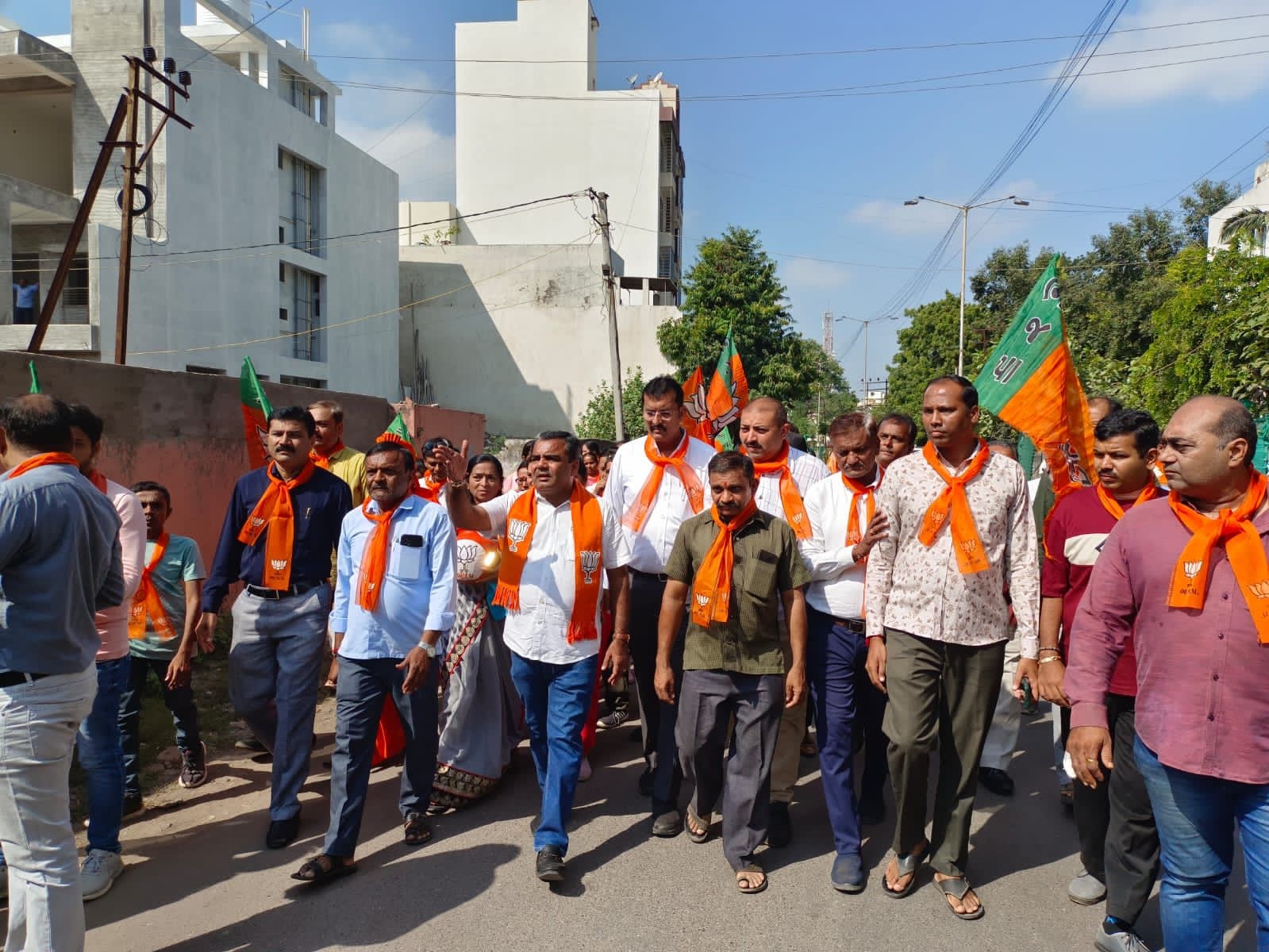 In Jamnagar, Bharatiya Janata Party started 'Amrit Kalash Yatra' from ...