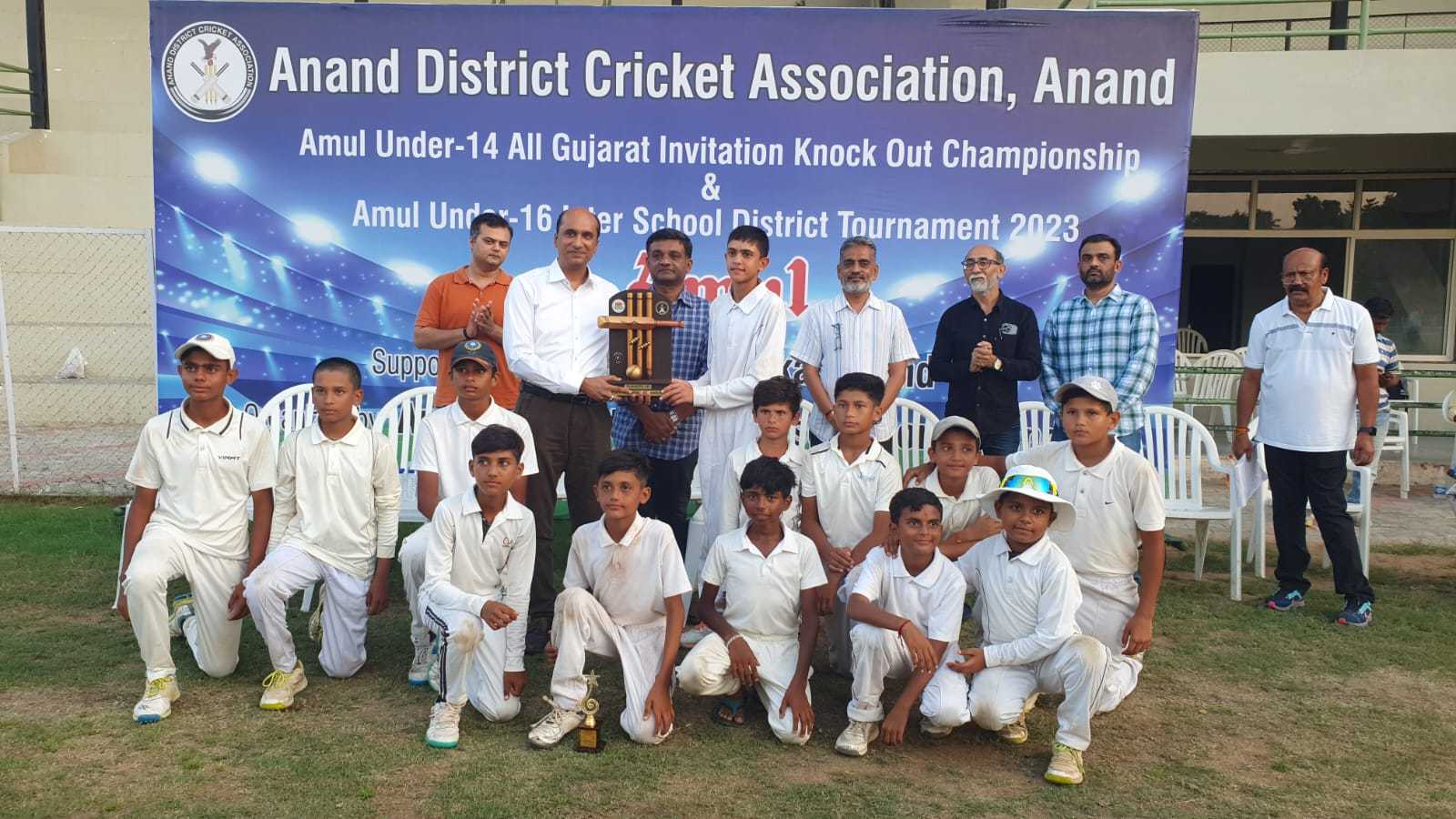 Gandhinagar Champion in Under 14 Cricket held at Anand | અન્ડર14 ...