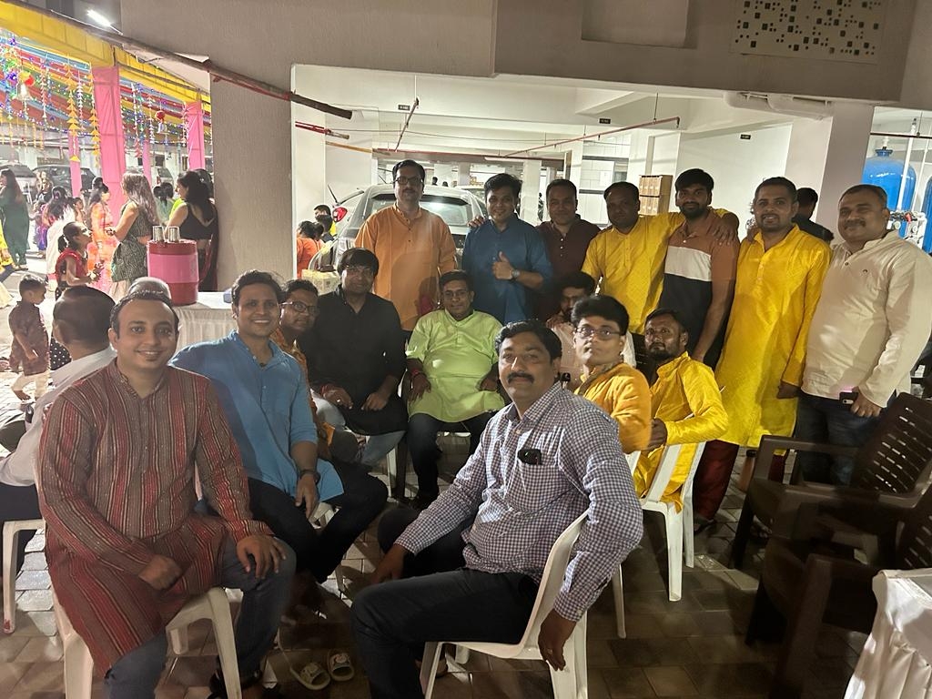 Residents flock to Shilpan Bliss Society in Vadodara; Photos and videos ...