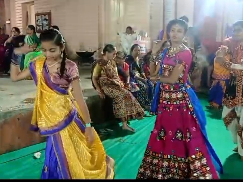 Sharadotsav was celebrated by Umreth Eka Khadayta Samaj in Nadiad, the ...