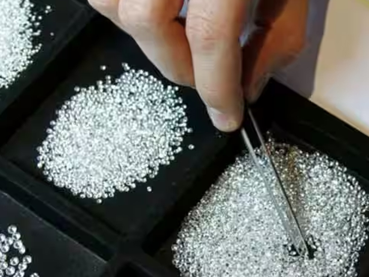 Diamond Burse will be booming without flight to Mumbai | કેવી રીતે કરશે ...