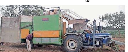 Farmers of Netra Panthak installed modern machines to extract groundnut ...