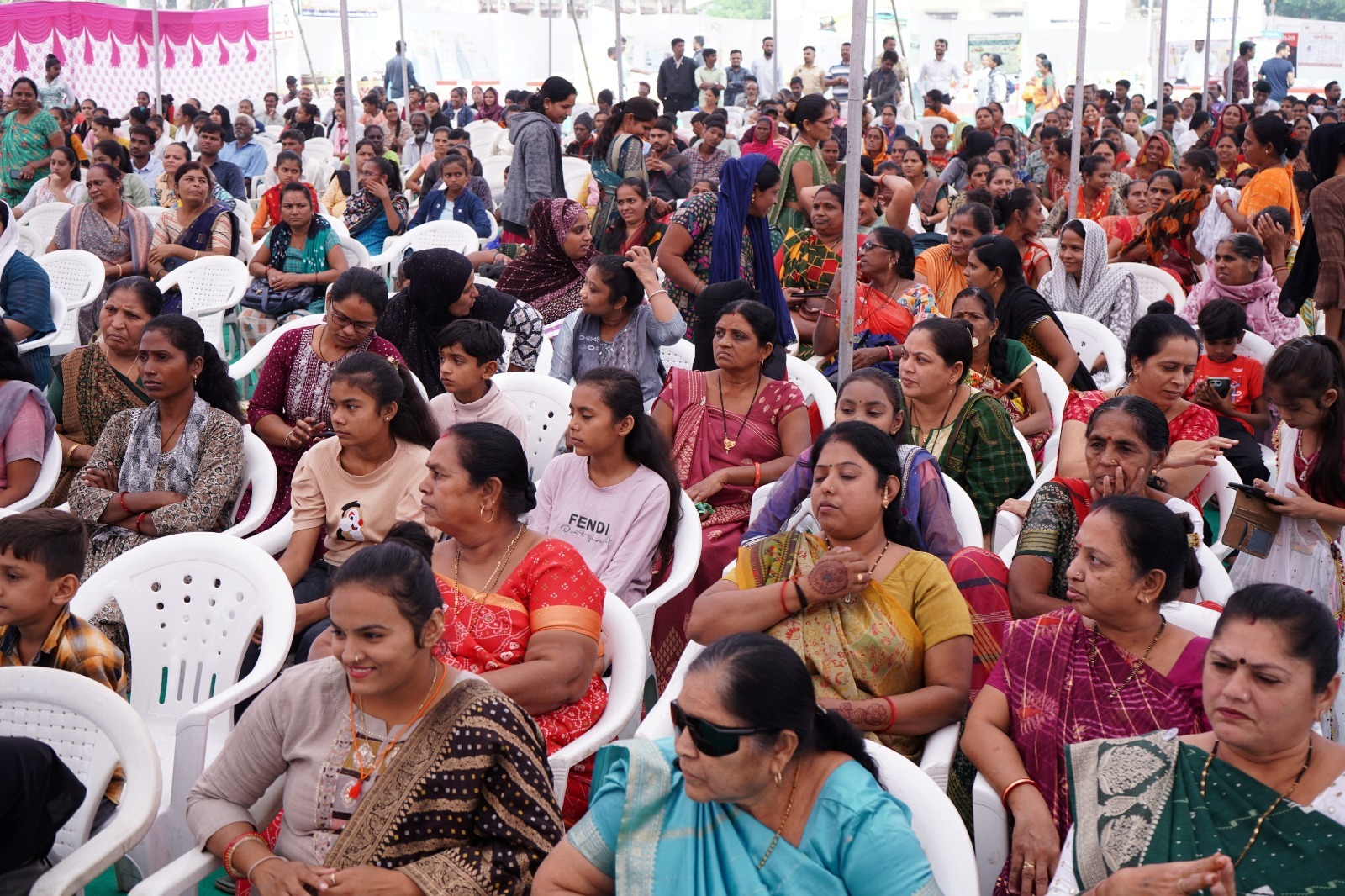 Rath was welcomed at Bholav village, Minister Mukesh Patel was present ...