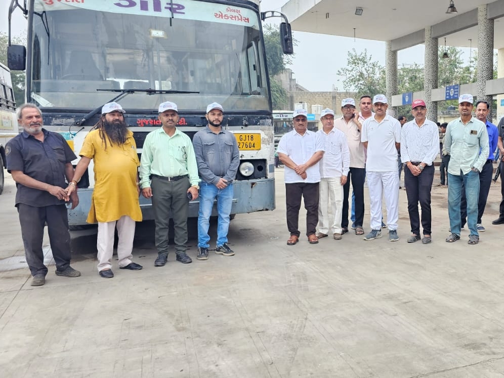 Garbage bins installed in buses of all routes at Una ST bus station ...