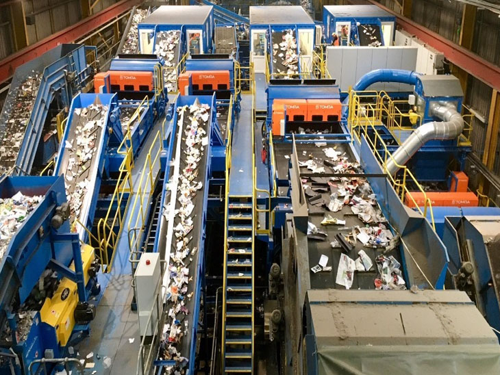 Introducing the world's first fully autonomous recycler powered by AI ...