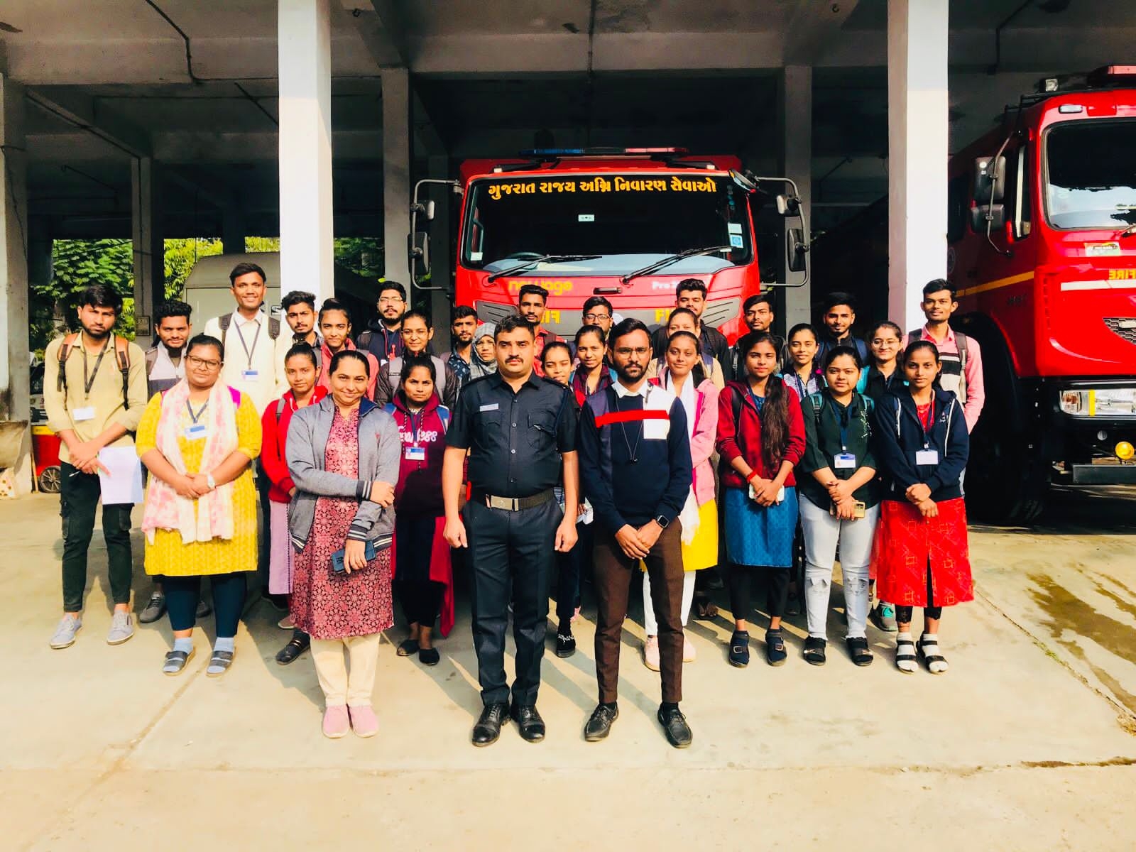 Anandani D.N. The students of the institute visited the fire brigade ...