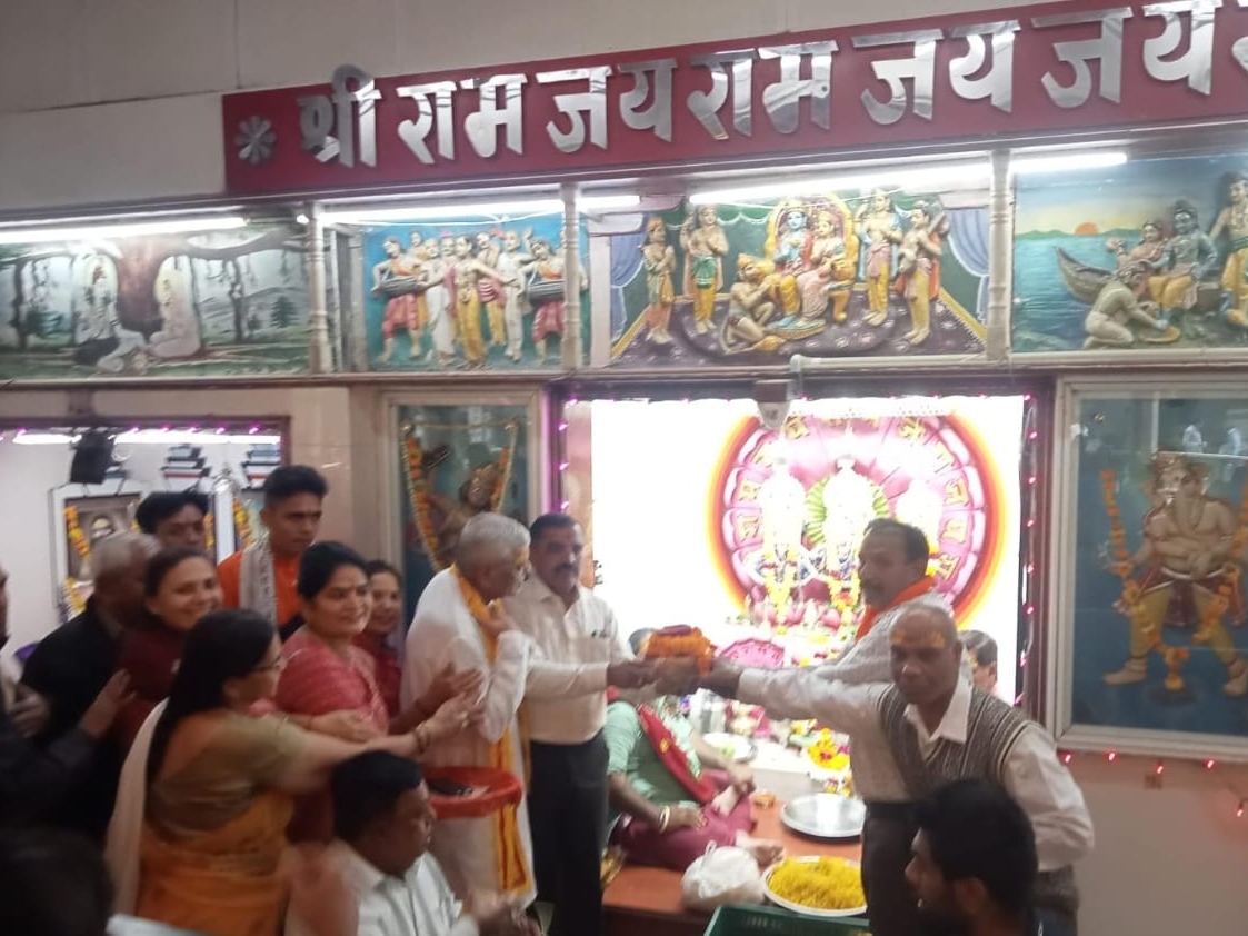Akshat Kalash brought from Ayodhya was worshiped with faith in various ...