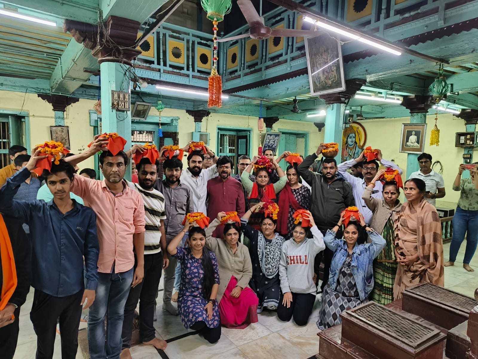 Planning a Yatra to Godhra to take Kalash from Ayodhya; A large number ...