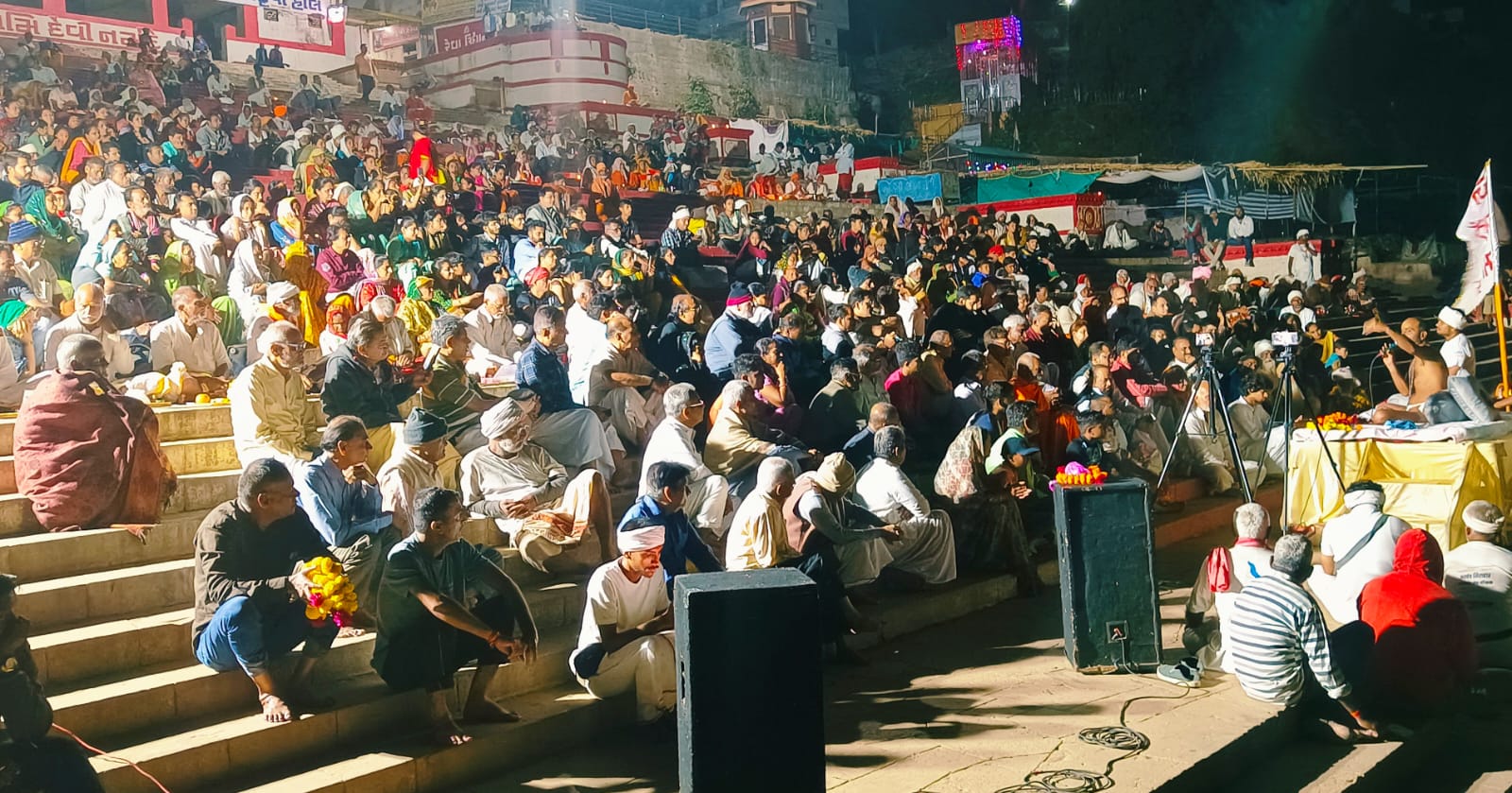 700 Parikramavasi Chandod came with Dada Guru | ભાસ્કર વિશેષ: દાદા ગુરુ ...