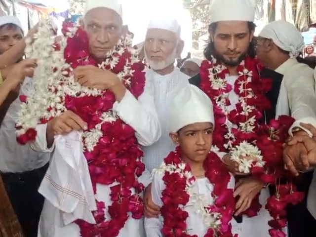 The Urs Mela of the historical throne of Motami Mangrol started grandly ...