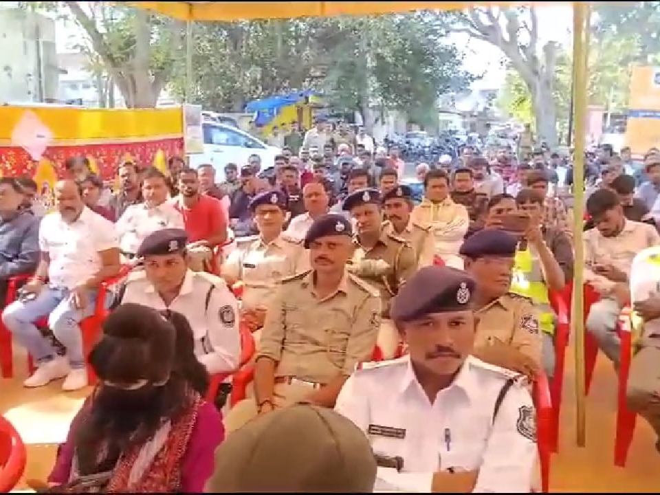 Road Safety Week program was launched at Dahod ARTO office ...