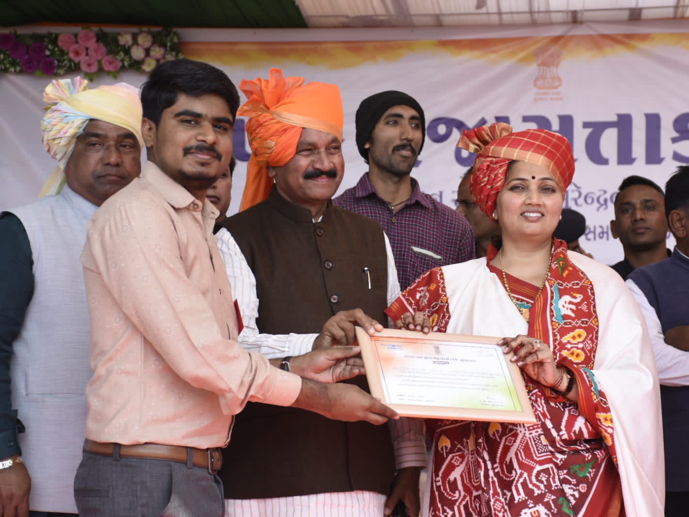 More than 80 officers-employees of Surendranagar district were ...