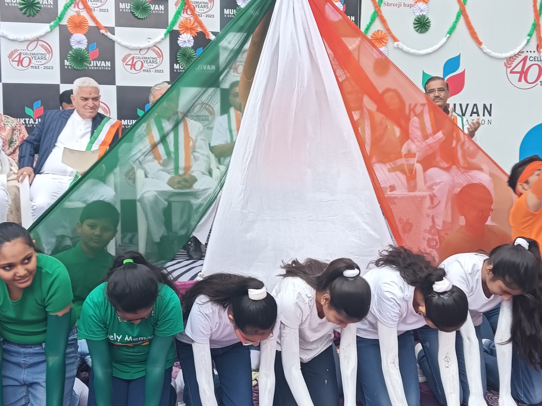 75th Republic Day Celebration at Sri Muktajivan English School Maninagar | ગણતંત્ર દિન: શ્રી ...