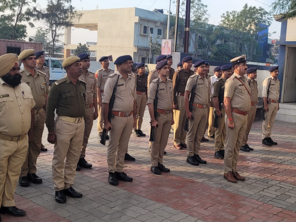 Republic Day was celebrated in Anjar police station by hoisting the ...