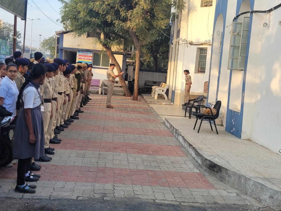 Republic Day was celebrated in Anjar police station by hoisting the ...